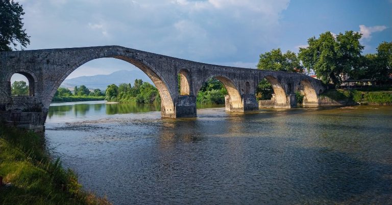 Δραστηριότητες στην Άρτα: Εξερεύνηση, φύση και πολιτισμός - Για την Άρτα